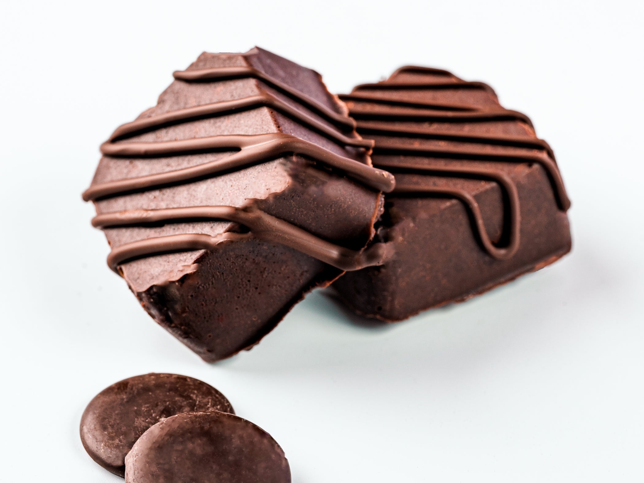 A Taste of Tradition: Unwrap Our Delectable Knafeh Chocolate Bar – Palm ...